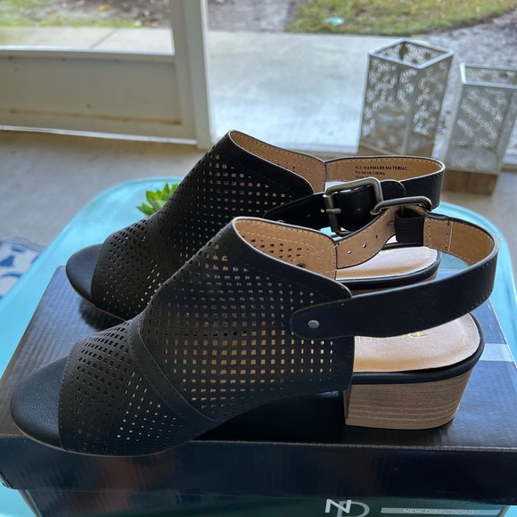 Restricted | Shoes | Sandals By Restricted | Poshmark